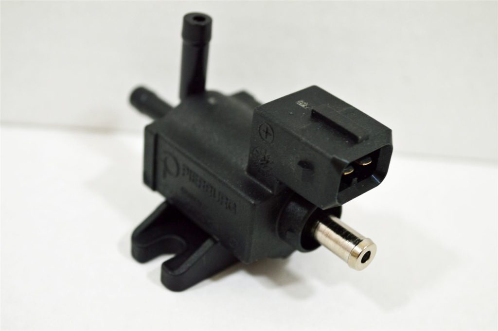 LSC 55557806 : GENUINE Vauxhall Turbo Wastegate Vacuum Control Valve ...