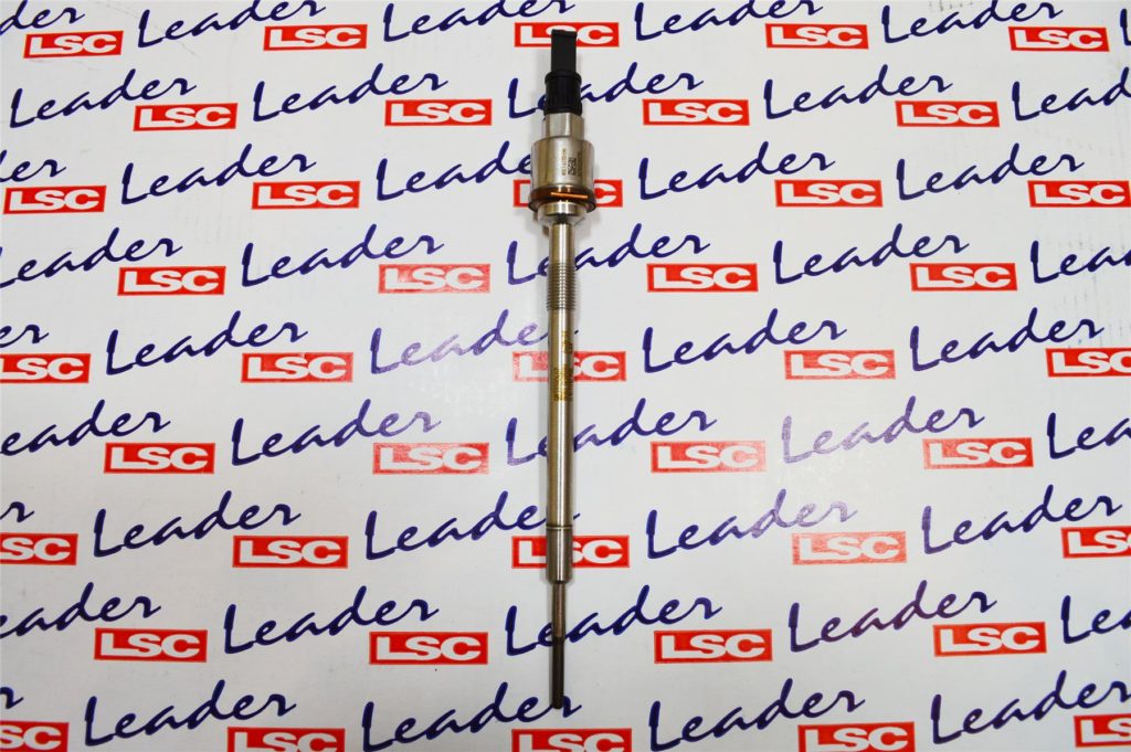 LSC 55590467 : GENUINE Vauxhall Glow Plug with Pressure Sensor - NEW ...