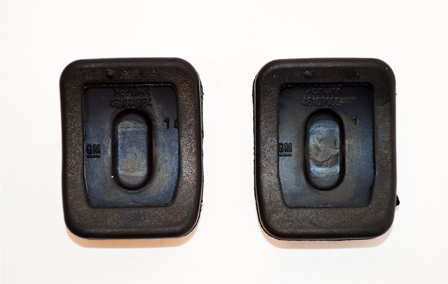 LSC 93188880 : GENUINE Pair Of Brake / Clutch Rubber Pedal Covers ...