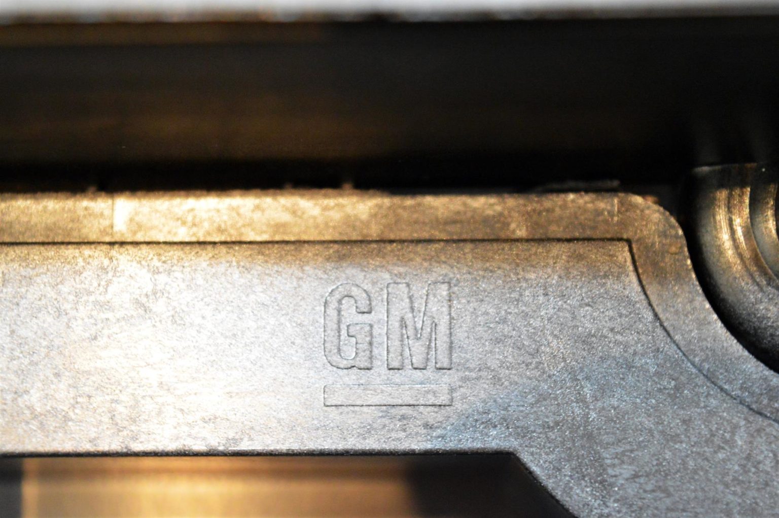 LSC 55573746 : GENUINE Cylinder Head / Cam Cover & Gasket - NEW ...