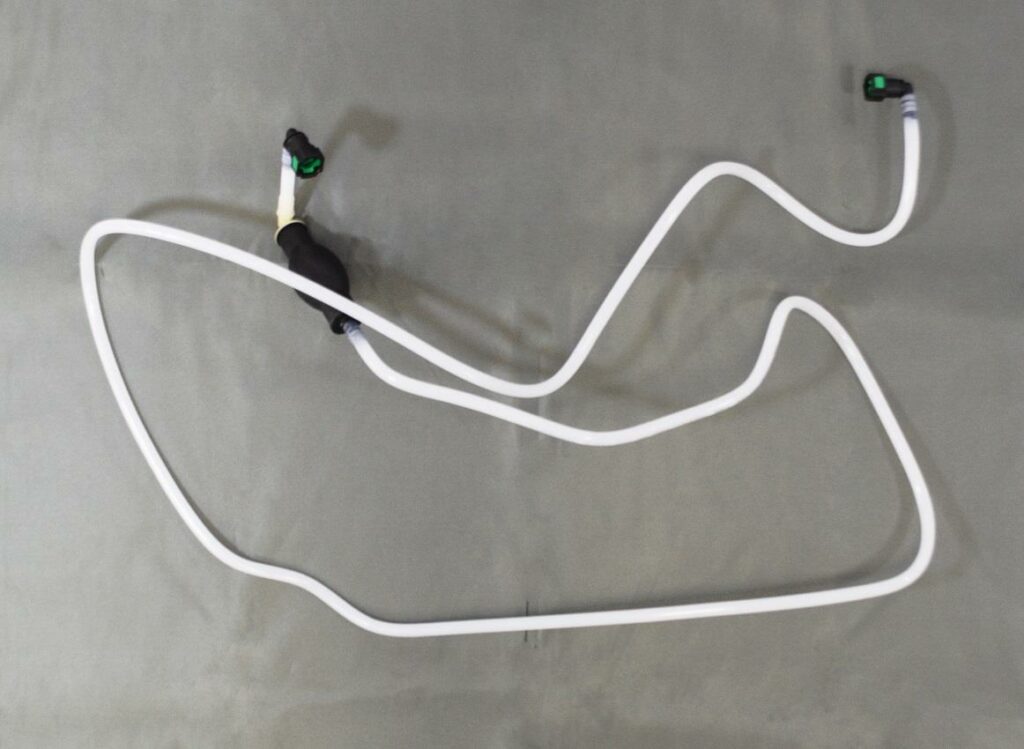 LSC 8200516617 : Fuel Feed Pipe / Line / Hose (Tank to Filter) - NEW ...