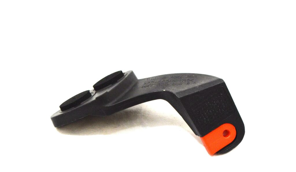 LSC 13250392 : GENUINE Rear Bumper Lower Bracket - NEW - Leader ...